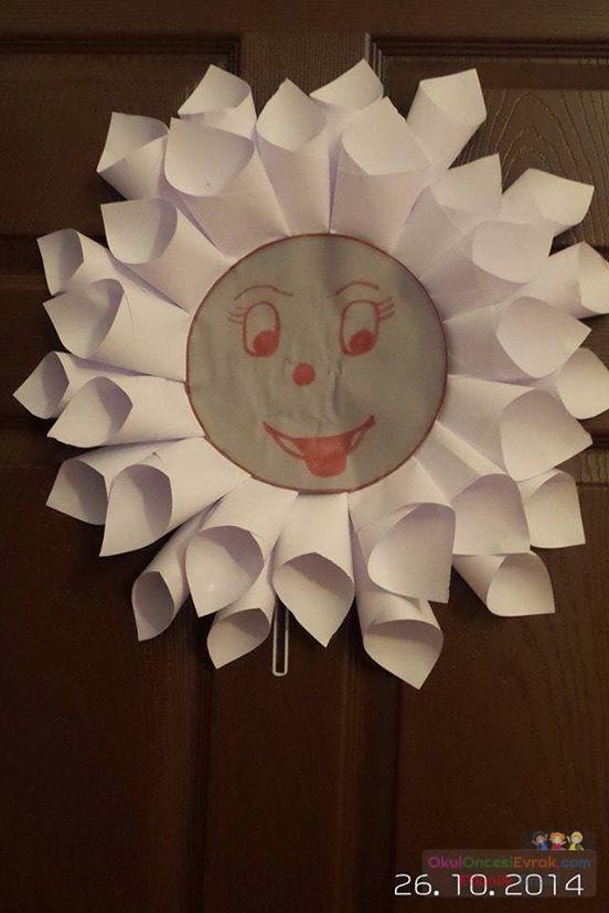 okul öncesınde kağit işler, duvar süsü ,davetiye kartları ,suluboya ...